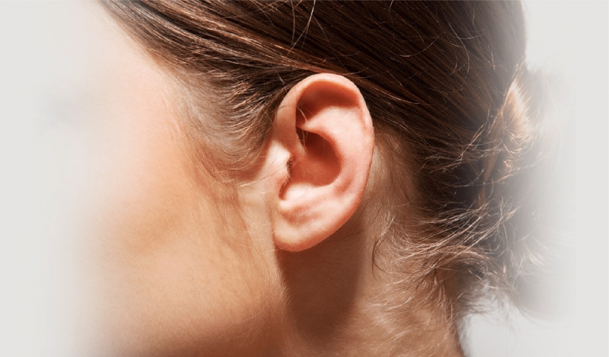 Hygiène des oreilles : comment éviter les bouchons de cérumen