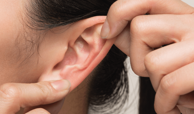 Bouchon de cérumen dans l'oreille : comment l'éliminer | Humer